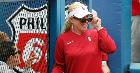 Oklahoma Softball Patty Gasso Hails Fans For Raucous Loves Field
