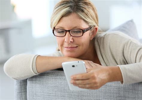 Essilor Essentials Mid Range Lens Mivision