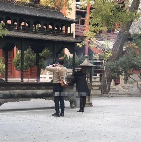 周一圍回應「奶茶事件」表示很抱歉：劇組環境艱苦沒注意那麼多 每日頭條