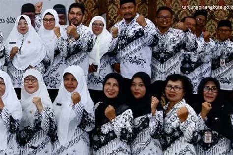 Belum Sertifikasi Guru PPPK Tetap Terima Tunjangan Sebesar Tunjangan Sertifikasi Khusus Guru