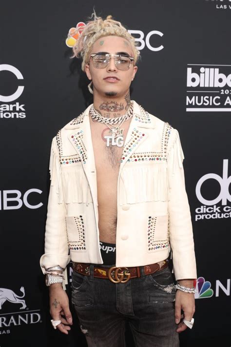 28 Most Outrageous Billboard Music Awards Outfits Of All Time