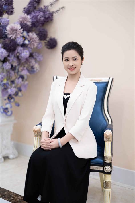 郑瑶 北京主持人 婚礼家婚礼人员预定平台