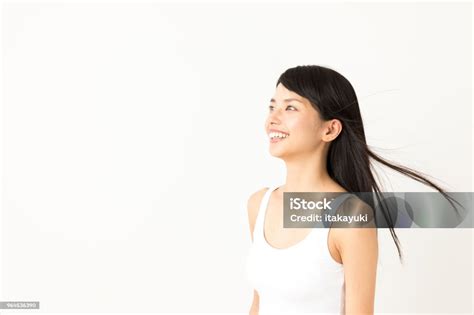 흰색 바탕에 매력적인 아시아 여자 아름다움 이미지의 초상화 20 29세에 대한 스톡 사진 및 기타 이미지 20 29세