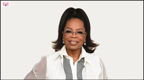 Oprah Winfreys Long Gratitude Hike Despite Two Knee Replacements