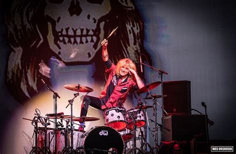 Steven Adler Plays Guns N Roses Classics At Bergenpac In Englewood