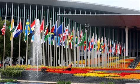 Major Import Fair Props Up Trade Globalization Shares Chinas Growth