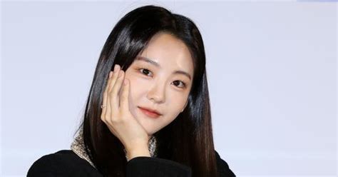 포토 조이현 Mz 귀여운 표정 발사