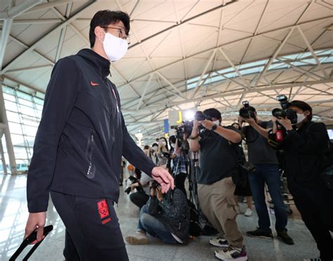 한국 축구 이란 원정 2무 5패 ‘10년 흑역사 지울까 12일 설욕전 위해 오늘 출국 브릿지경제