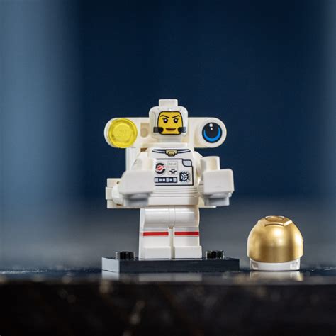 Review Lego® Minifigures Series 26 Space 71046 Brickcentral