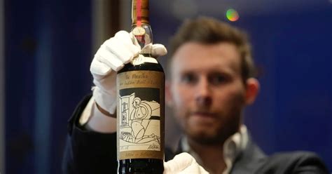 La Botella De Whisky Más Buscada” Se Vendió Por Usd 27 Millones Y