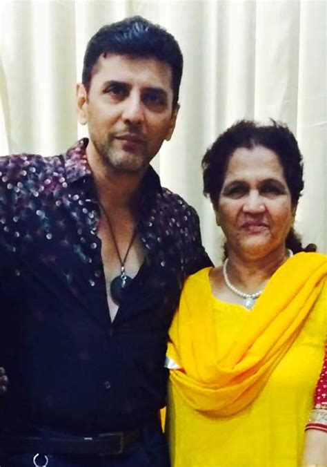 బబ్లూ పృథ్వీరాజ్‌ సెకండ్‌ ఇన్నింగ్స్‌ 60 ఏళ్ల వయసులోనూ ఫిట్‌గానే ఫోటోలు Tollywood Actor