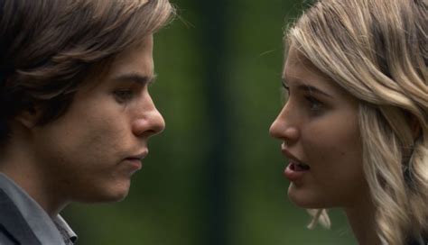 9 Best Werewolf Shows On Netflix Right Now