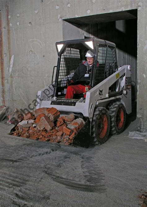 Bobcat S100 Колесный мини погрузчик купить в Москве Официальный сервисный партнер Bobcat Pro