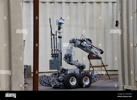 A Remotec Andros F6a Robot Is Remotely Controlled During A Training Exercise At Hurlburt Field