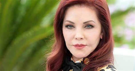 프리실라 프레슬리 칸영화제 찾은 엘비스 프레슬리의 아내 포토엔hd