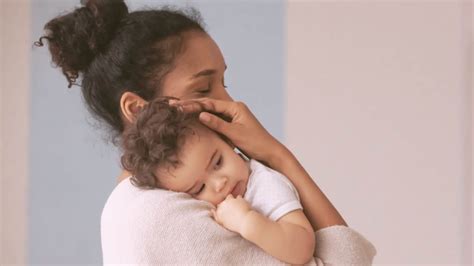 Mom Defends Her Decision To Pay Potential Nanny 10 Dollars An Hour