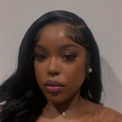 Moneka Hames One Andonlymo • Threads Say More