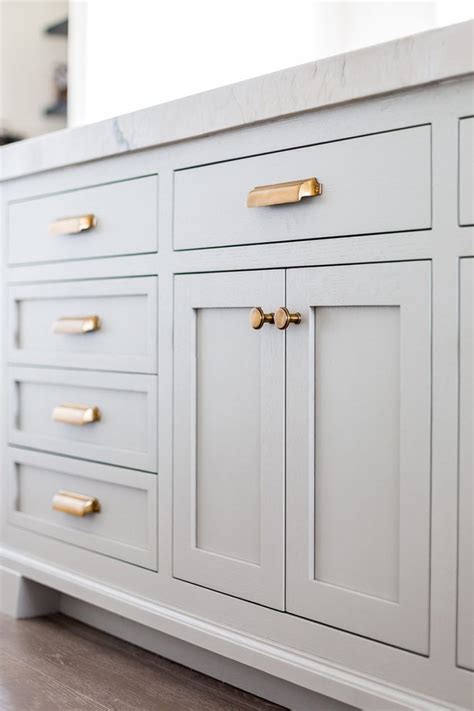 Brass Bronze Chrome And Stainless Everything You Need To Know About Cabinet Hardware Airy