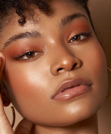 How To Stop Your Makeup From Creasing Ntrl Lookntrl Look