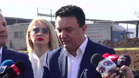 БЛОКАДА НА ЖЕЛЕЗНИЧКИОТ СООБРАЌАЈ МАШИНОВОЗАЧИТЕ БАРААТ 30 ОТСТО
