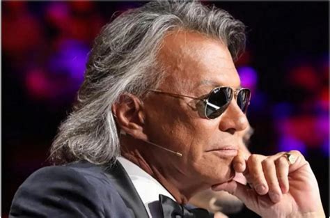 Πόσα έκλεισε ο Ηλίας Ψινάκης και γιατί μίλησε για…τρίτη ηλικία