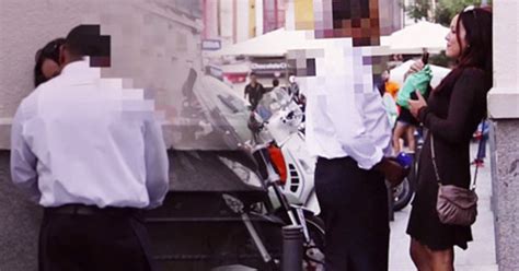 Video Begini Reaksi Pria Melihat Cewek Cantik Sedang Mabuk