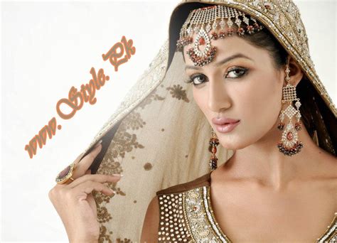 Mathira Is Ready To Debut As A Singer Pic 02 Stylepk