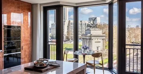 Peninsula Residences Inside Londons Most Exclusive Apartments Spears Kasper Kirk