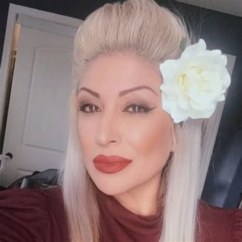 Esperanza Delacruz Esperanzalisa • Threads Say More