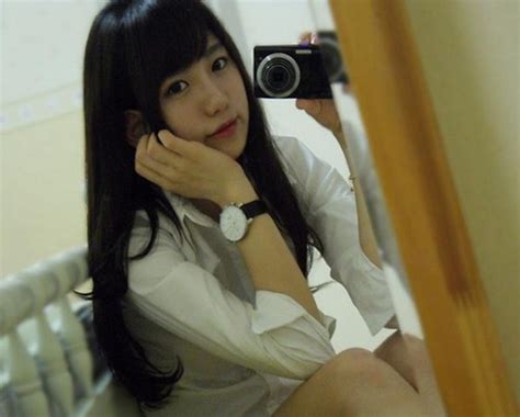 Ngạc Nhiên Trước ảnh Quá Khứ Của Hot Girl Hàn Quốc Sở Hữu đôi Chân Dài