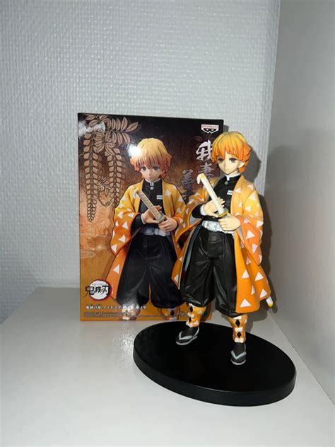 Figurine Zenitsu Demin Slayer Vinted