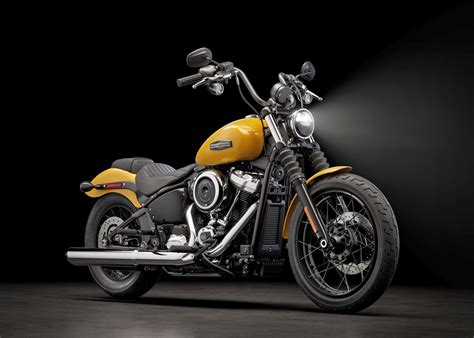 Motorrad Vergleich Harley Davidson Softail Street Bob 114 FXBBS 2025 Vs