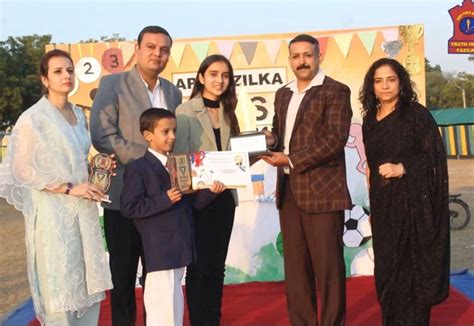 Sameeksha Juneja On Linkedin Youtuber Class10topper Freelancer