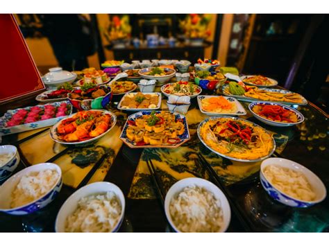 Cách chuẩn bị mâm cơm cúng Rằm tháng 7 đầy đủ đúng nghi thức Kênh