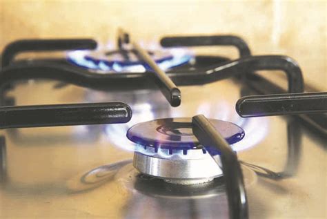 FACTURILE LA ENERGIE RĂMÂN PLAFONATE PÂNĂ LA MARTIE Cuvântul Liber