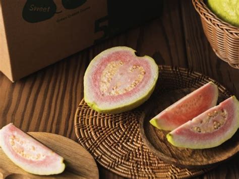 高雄大樹 紅心芭樂5斤裝 X 2香脆清甜頂級口感 OwlTing Market 奧丁丁市集