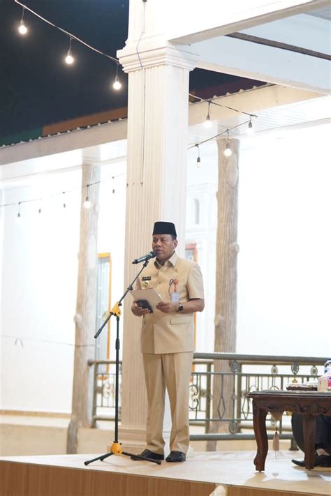 Lantik 20 Orang Korwil Dan Pengawas Sekolah Plt Bupati Suhardiman Amby