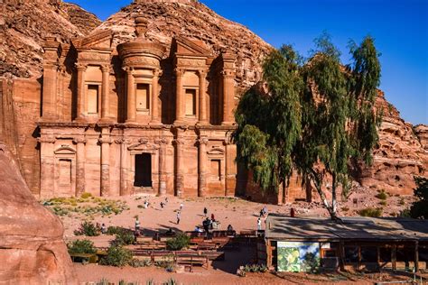 Inside Petra By Night And Day How To Spend Or Days In Petra Quiltripping