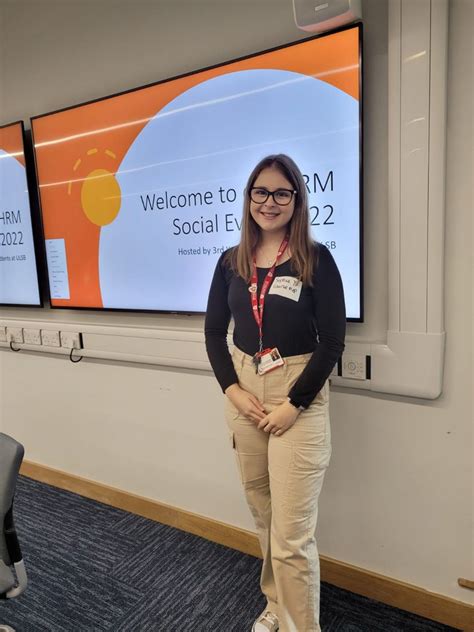 Sophie Owen Ba Hons First Class Assoc Cipd On Linkedin Hr