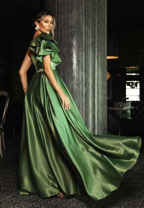 VESTIDO FEMININO LONGO OMBRO SÓ VERDE OLIVA LALA DUBI