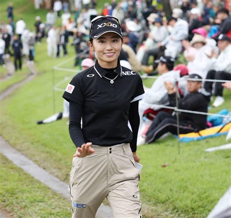 初v安田祐香涙5年目で悲願達成も早く勝ちたい理由あった「できればテレビで見てほしかった」 国内女子ゴルフ写真ニュース 日刊スポーツ