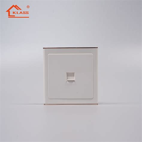 Electrical Switch Socket Outlet With Small Insert Resistance For