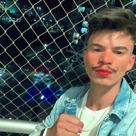 Wesley Laurian Wesleylaurian • Threads Say More