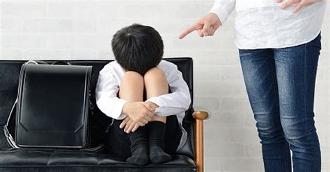 불법행위 했다집에서 야동 봤다고 징계 위기 처한 초등생
