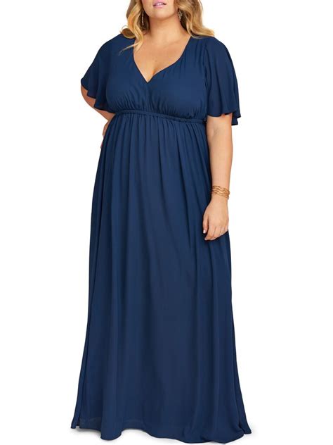 40 Plus Size Bridesmaid Dresses That Are Truly Stunning