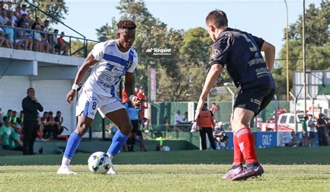 Kevin Ndongo El Camerunés Más Querido En Atenas Al Toque Deportes