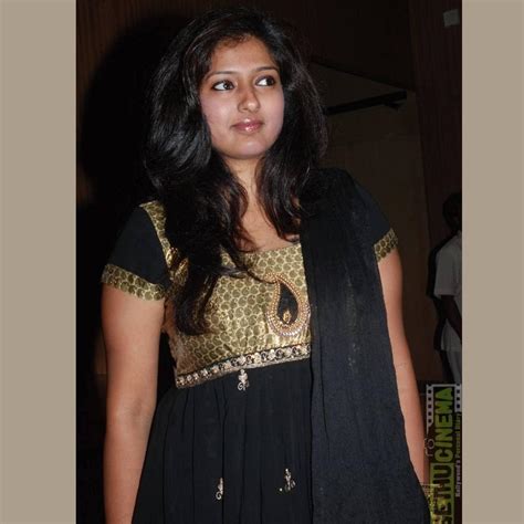 പൃഥ്വിരാജിന്റെ ആദ്യകാല നായിക സൗന്ദര്യം എന്നാൽ ചമയങ്ങളല്ല എന്ന്