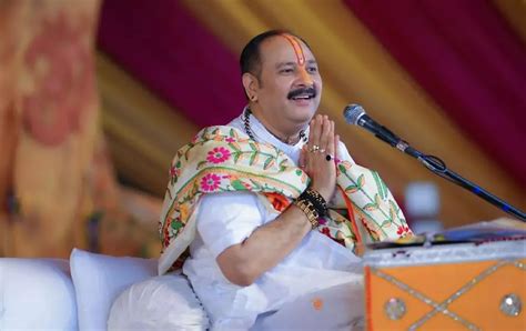 Pandit Pradeep Mishra Katha पं प्रदीप मिश्रा ने लड़कियों को दी ये सलाह