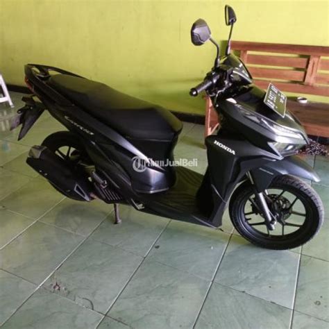 Motor Honda Vario CBS ISS Bekas Tahun 2021 Warna Hitam Di Bantul