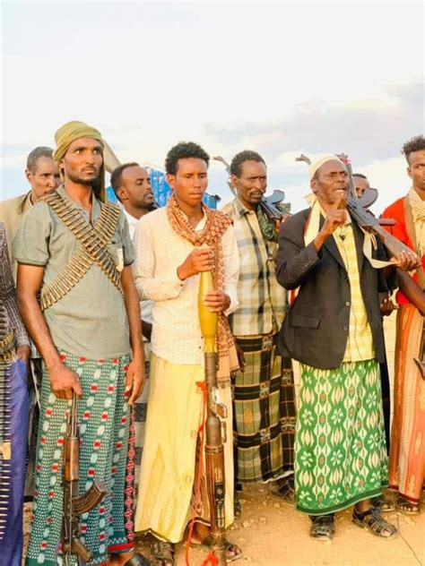 SAWIRO Ciidamo La Dagaalamaya Al Shabaab Oo Lagu Soo Bandhigay